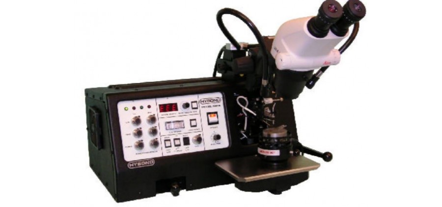 Model 522A Thermosonic Ball Bonder